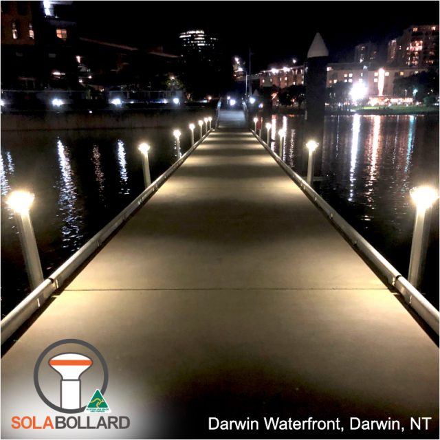 Solar Bollards on the Floating Pedestrian Walkway at the Darwin ...